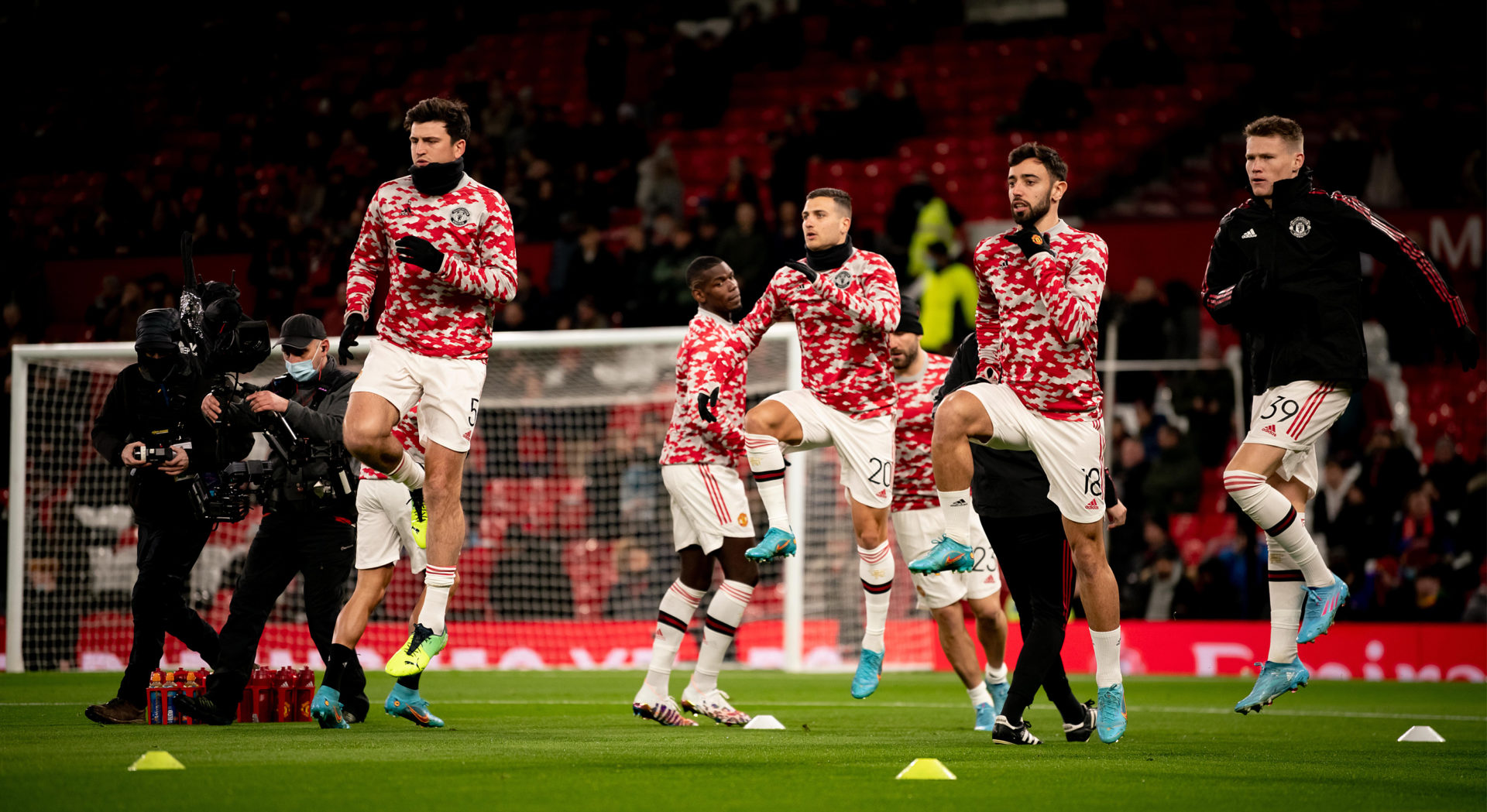 Manchester United are now willing to sell two players West Ham want