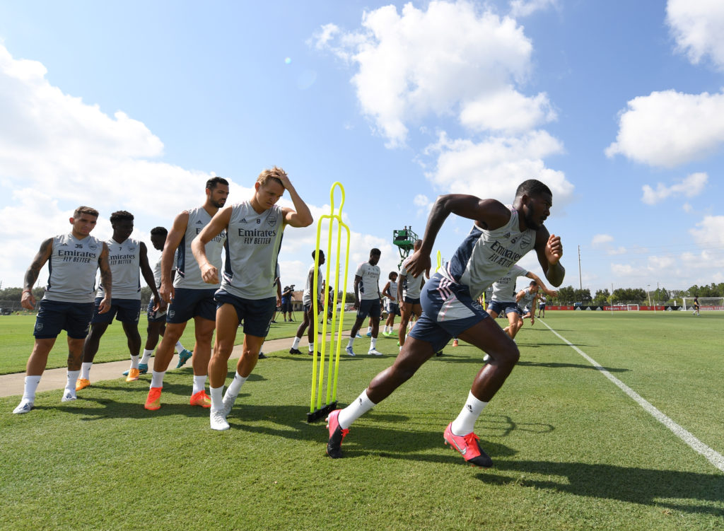 Report makes big Ainsley Maitland-Niles claim as West Ham push hard to ...