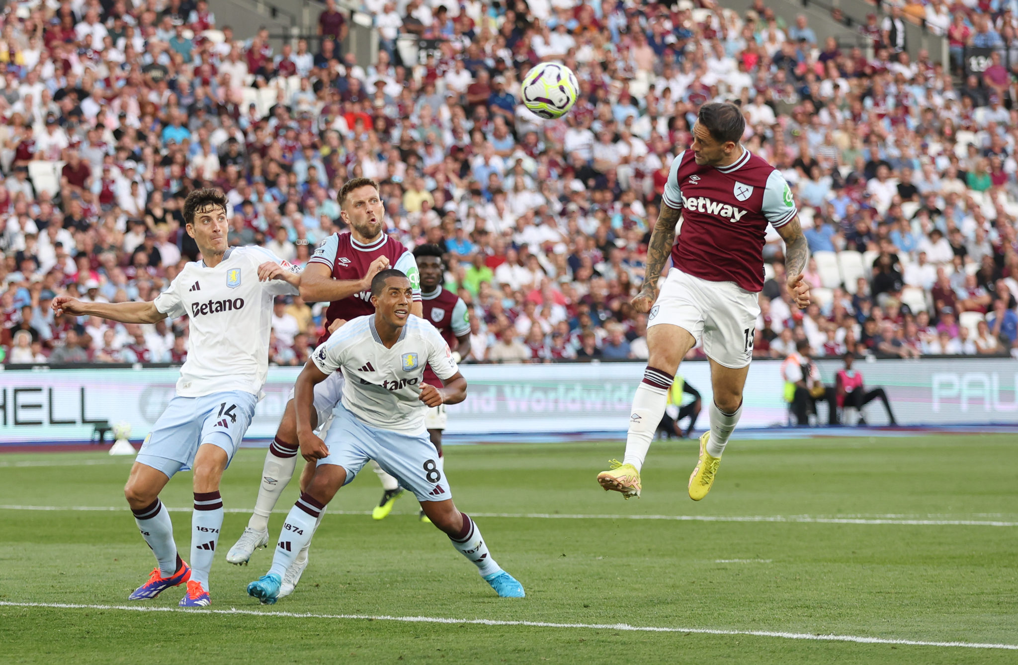West Ham striker Danny Ings has serious case of delusions of grandeur ...