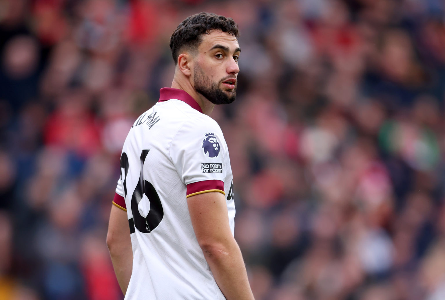Roshane Thomas shares what two West Ham stars did towards Max Kilman in ...