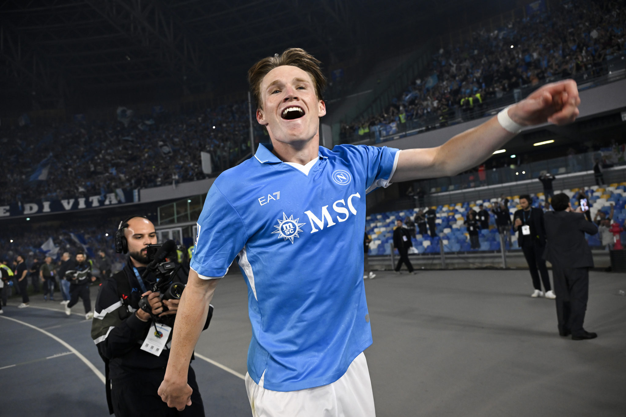 Jason Cundy hails 'great fit' Scott McTominay as West Ham United eye ...