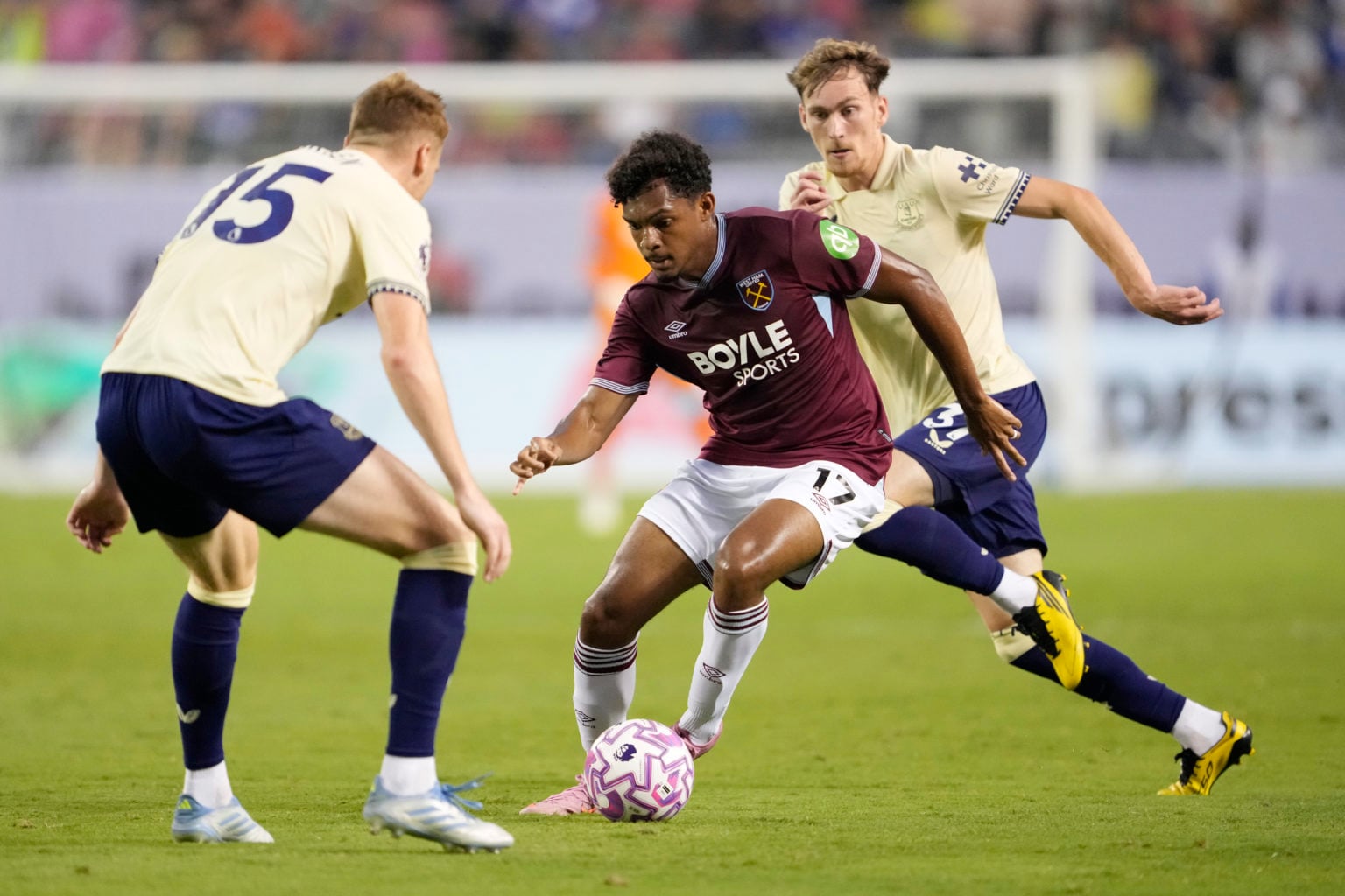 Luis Guilherme hails 'incredible' West Ham star and explains his new ...