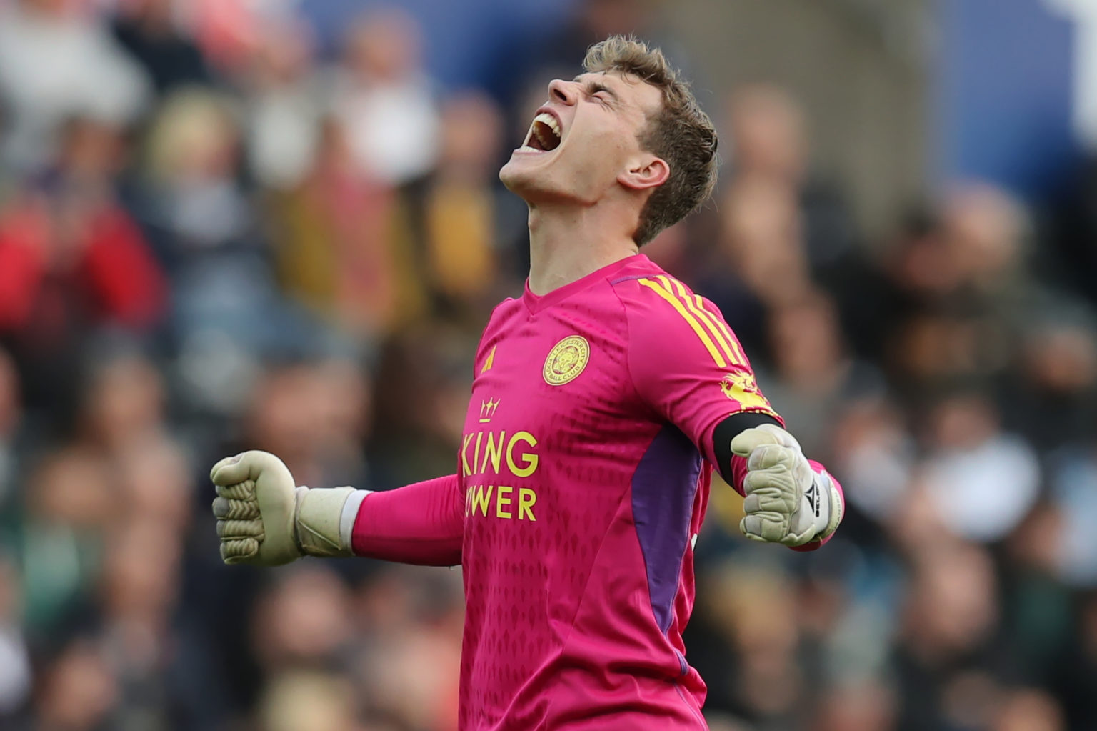 Mads Hermansen shares his 2026 'dream' as West Ham goalkeeper sets out plan
