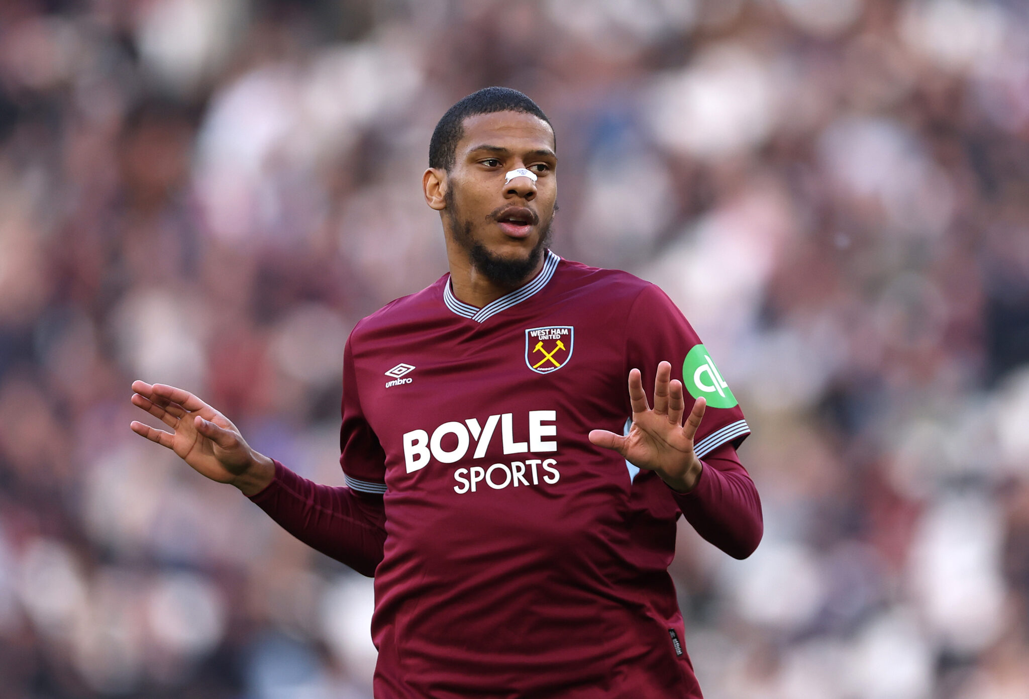 BBC pundit reacts to Jean-Clair Todibo controversy in Manchester United ...