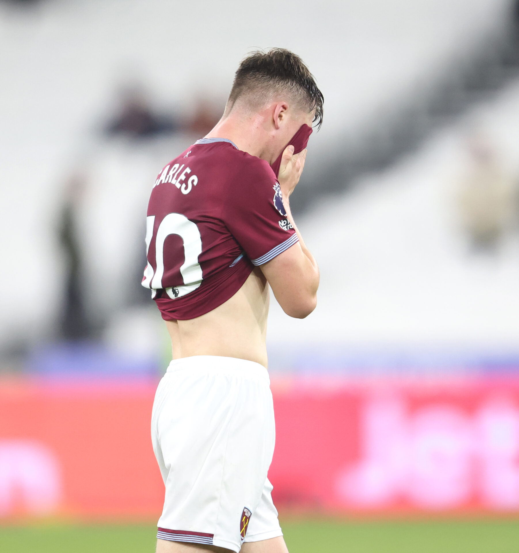 Tony Gale 'feels sorry' for one West Ham player as he's left baffled by ...