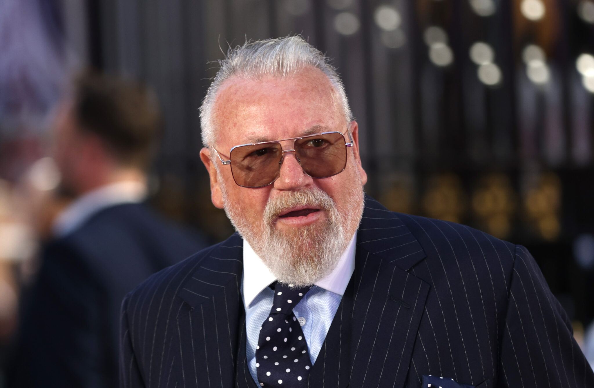 Ray Winstone saw something 'diabolical' in West Ham loss and asks Lucas ...