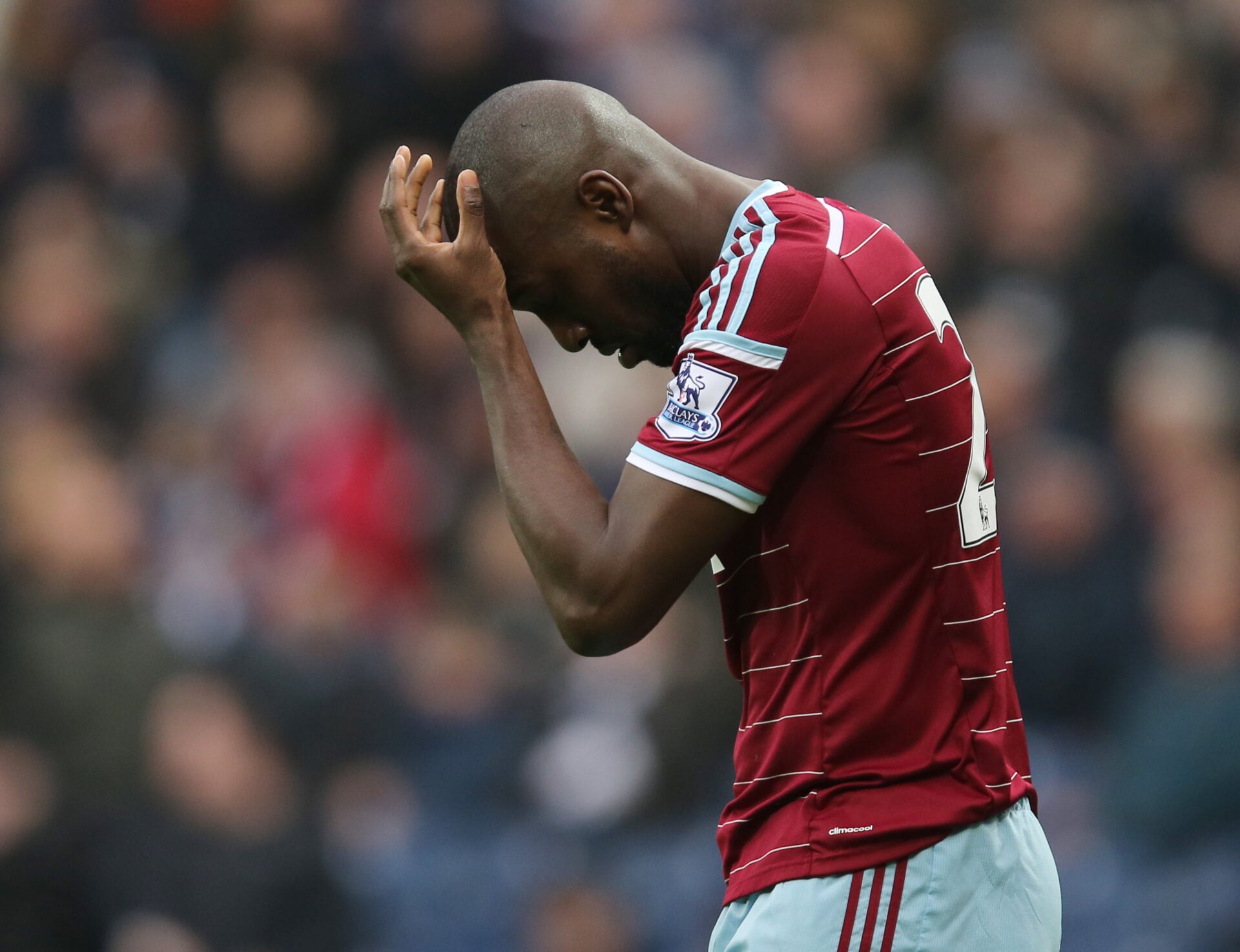 Carlton Cole regrets West Ham mistake which led to the fans booing him ...